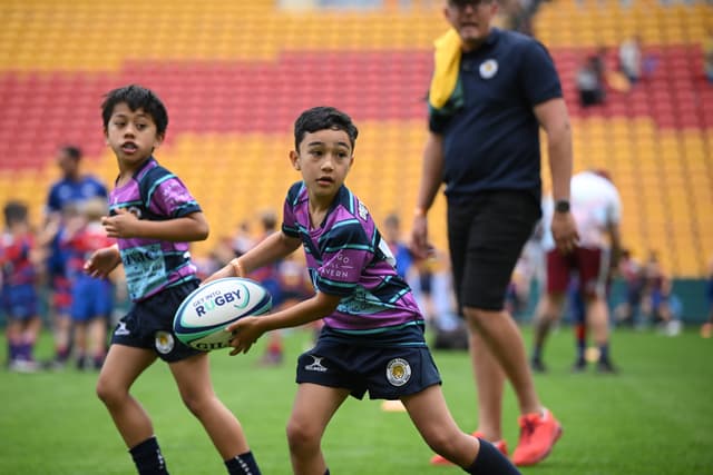 Get into Rugby Skills: Catch and Pass | Rugby Australia